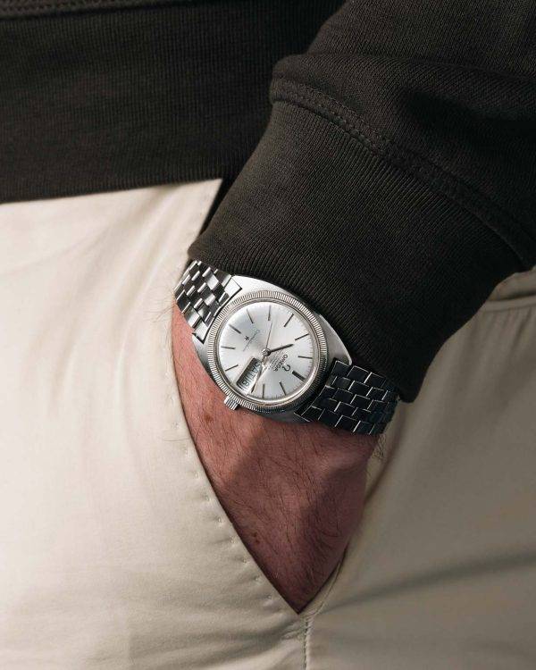 Vintage Omega Constellation C-shape silver dial with brick bracelet 168 ...