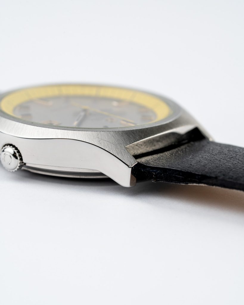 Vintage Omega Seamaster 'Big Yellow' with linen dial 166.066 from 1971 ...